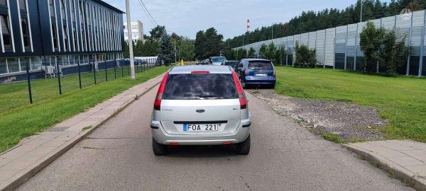 Pelēks Ford Fusion 2006 Viļņa, ar dzinēja tilpumu 1.40 L un nobraukumu 232 tūkst. km par 1250 €, foto 9 vietnē AUTOMOTO.COM.LV