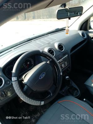 Grey Ford Fusion 2006 in Madona, with an engine capacity of 1.40 L and mileage of 194 thousand km for 1650 €, photo 8 on AUTOMOTO.COM.LV