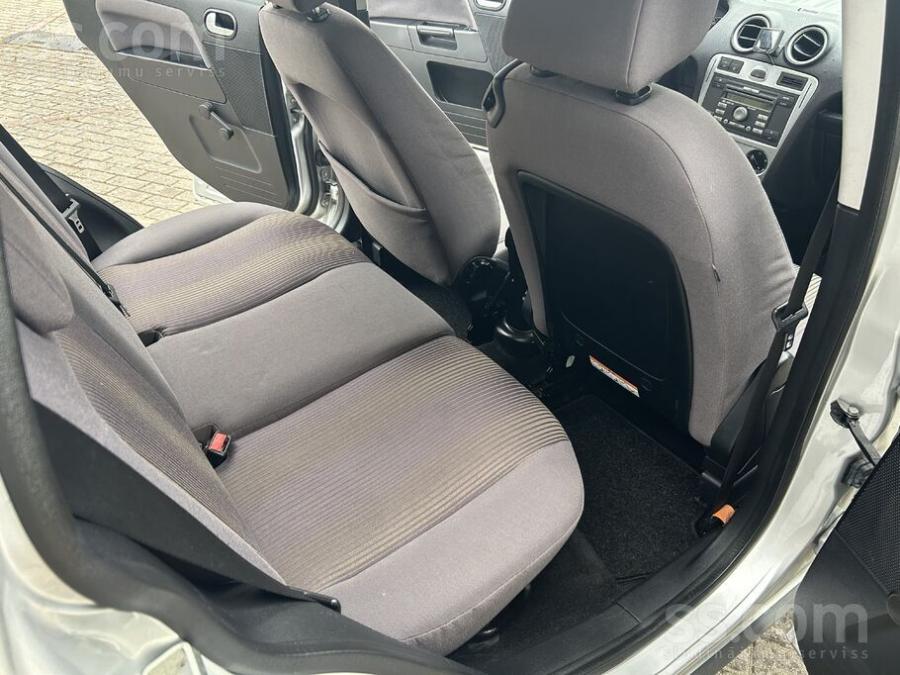 Pelēks Ford Fusion 2007 Dobele, ar dzinēja tilpumu 1.60 L un nobraukumu 0 tūkst. km par 2950 €, foto 12 vietnē AUTOMOTO.COM.LV