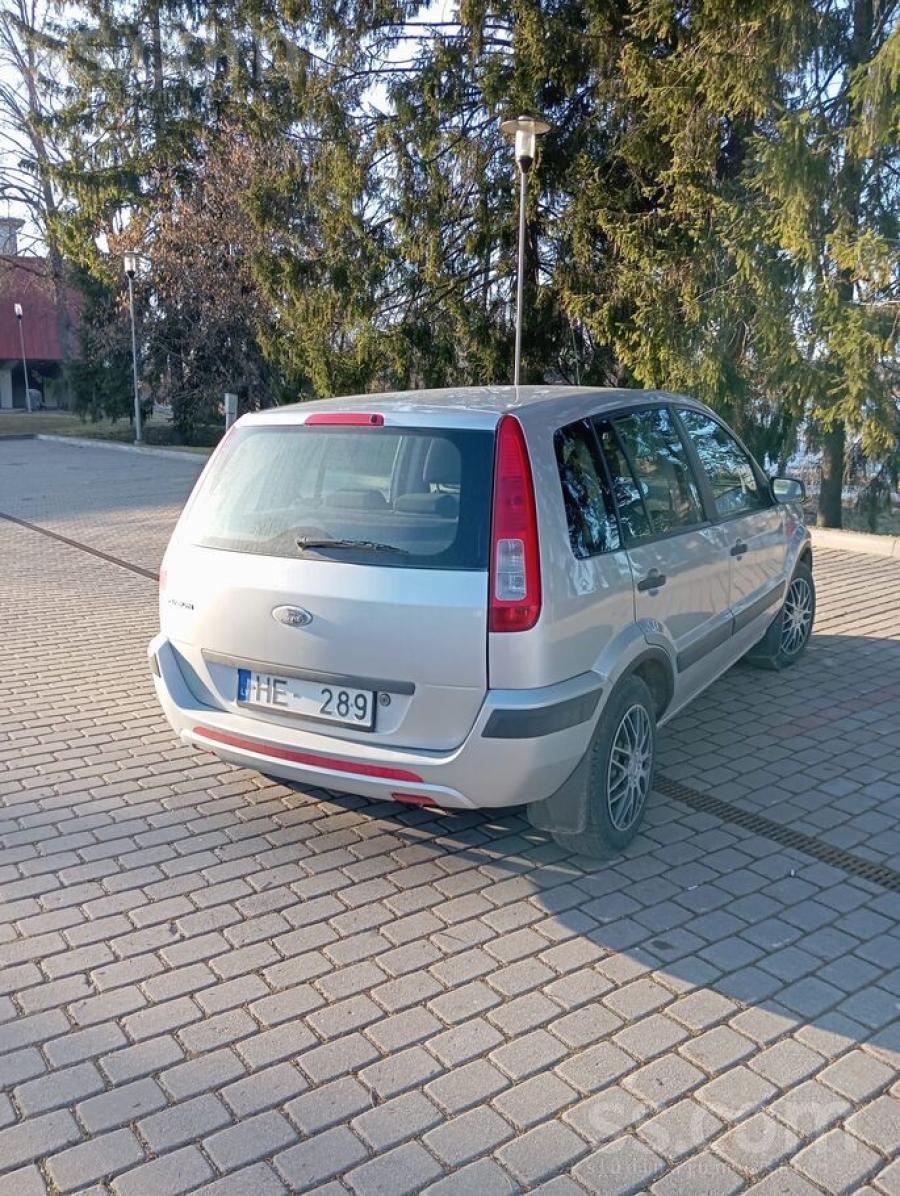 Grey Ford Fusion 2008 in Aluksne, with an engine capacity of 1.40 L and mileage of 212 thousand km for 1850 €, photo 3 on AUTOMOTO.COM.LV