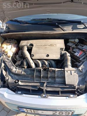 Grey Ford Fusion 2008 in Aluksne, with an engine capacity of 1.40 L and mileage of 212 thousand km for 1850 €, photo 7 on AUTOMOTO.COM.LV