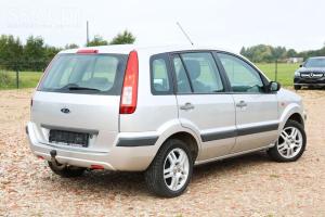 Grey Ford Fusion 2008 in Kuldiga, with an engine capacity of 1.40 L and mileage of 218 thousand km for 2950 €, photo 5 on AUTOMOTO.COM.LV