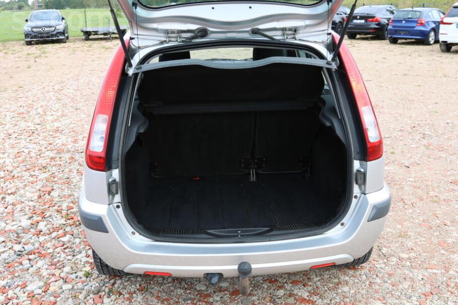 Grey Ford Fusion 2008 in Kuldiga, with an engine capacity of 1.40 L and mileage of 218 thousand km for 2950 €, photo 8 on AUTOMOTO.COM.LV