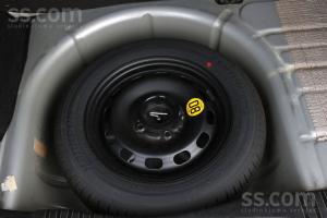 Grey Ford Fusion 2008 in Kuldiga, with an engine capacity of 1.40 L and mileage of 218 thousand km for 2950 €, photo 9 on AUTOMOTO.COM.LV