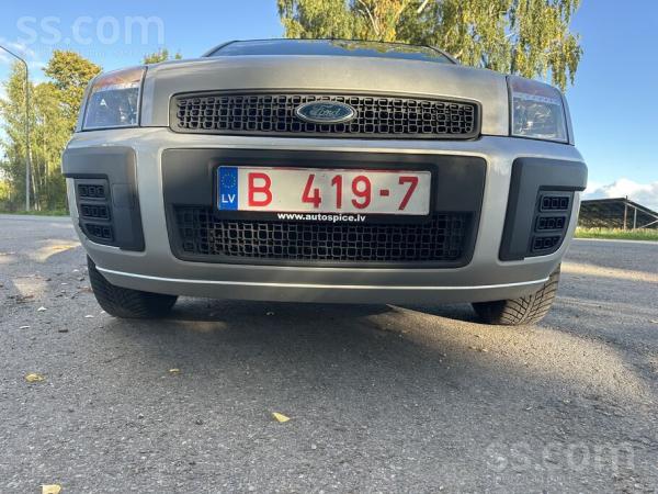 Pelēks Ford Fusion 2008 Rīga, ar dzinēja tilpumu 1.40 L un nobraukumu 190 tūkst. km par 2990 €, foto 10 vietnē AUTOMOTO.COM.LV