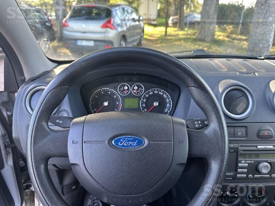 Grey Ford Fusion 2008 in Riga, with an engine capacity of 1.40 L and mileage of 190 thousand km for 2990 €, photo 23 on AUTOMOTO.COM.LV