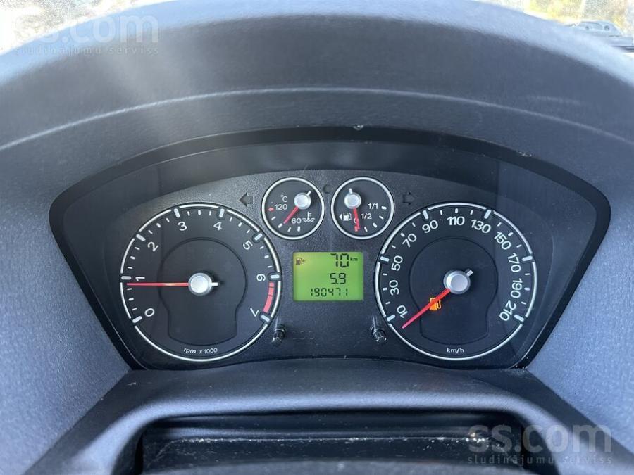 Grey Ford Fusion 2008 in Riga, with an engine capacity of 1.40 L and mileage of 190 thousand km for 2990 €, photo 24 on AUTOMOTO.COM.LV