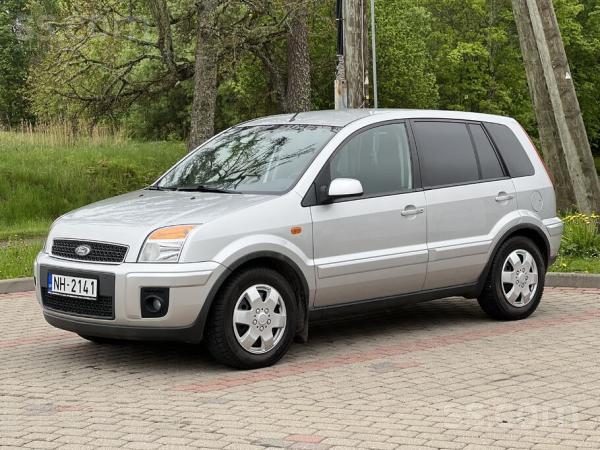 Pelēks Ford Fusion 2009 Cēsis, ar dzinēja tilpumu 1.60 L un nobraukumu 200 tūkst. km par 3250 €, foto 2 vietnē AUTOMOTO.COM.LV
