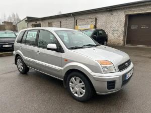 Pelēks Ford Fusion 2010 Limbaži, ar dzinēja tilpumu 1.40 L un nobraukumu 201 tūkst. km par 2750 €, foto 4 vietnē AUTOMOTO.COM.LV