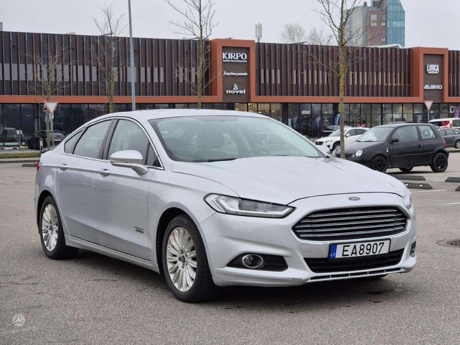 Grey Ford Fusion 2013 in Klaipeda, with an engine capacity of 2.00 L and mileage of 152 thousand km for 7500 €, photo 3 on AUTOMOTO.COM.LV