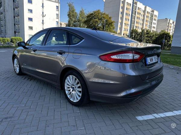 Grey Ford Fusion 2013 in Vilnius, with an engine capacity of 2.00 L and mileage of 270 thousand km for 6000 €, photo 7 on AUTOMOTO.COM.LV