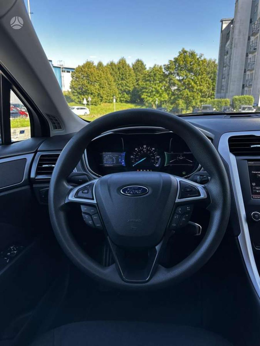 Pelēks Ford Fusion 2013 Viļņa, ar dzinēja tilpumu 2.00 L un nobraukumu 270 tūkst. km par 6000 €, foto 11 vietnē AUTOMOTO.COM.LV