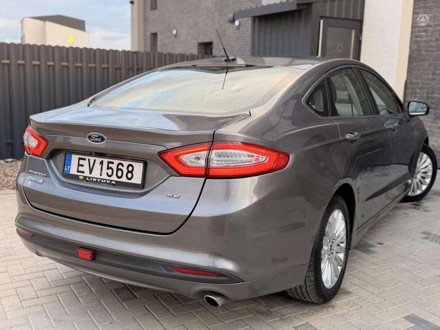 Grey Ford Fusion 2014 in Vilnius, with an engine capacity of 2.00 L and mileage of 312 thousand km for 5700 €, photo 6 on AUTOMOTO.COM.LV