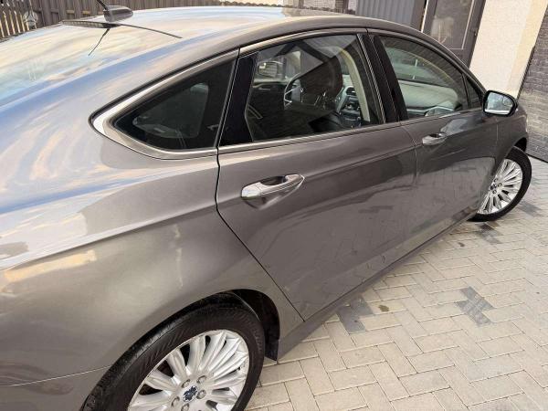Ford Fusion 2014 Viļņa vietnē Pelēks Ford Fusion 2014 Viļņa, ar dzinēja tilpumu 2.00 L un nobraukumu 312 tūkst. km par 5700 €, foto 8 vietnē AUTOMOTO.COM.LV