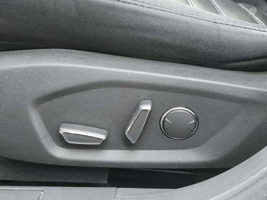 Pelēks Ford Fusion 2015 Viļņa, ar dzinēja tilpumu 2.50 L un nobraukumu 214 tūkst. km par 6299 €, foto 15 vietnē AUTOMOTO.COM.LV