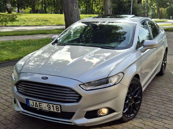Ford Fusion 2015 in Silute on AUTOMOTO.COM.LV Grey Ford Fusion 2015 in Silute, with an engine capacity of 2.00 L and mileage of 195 thousand km for 4750 €, photo 6 on AUTOMOTO.COM.LV