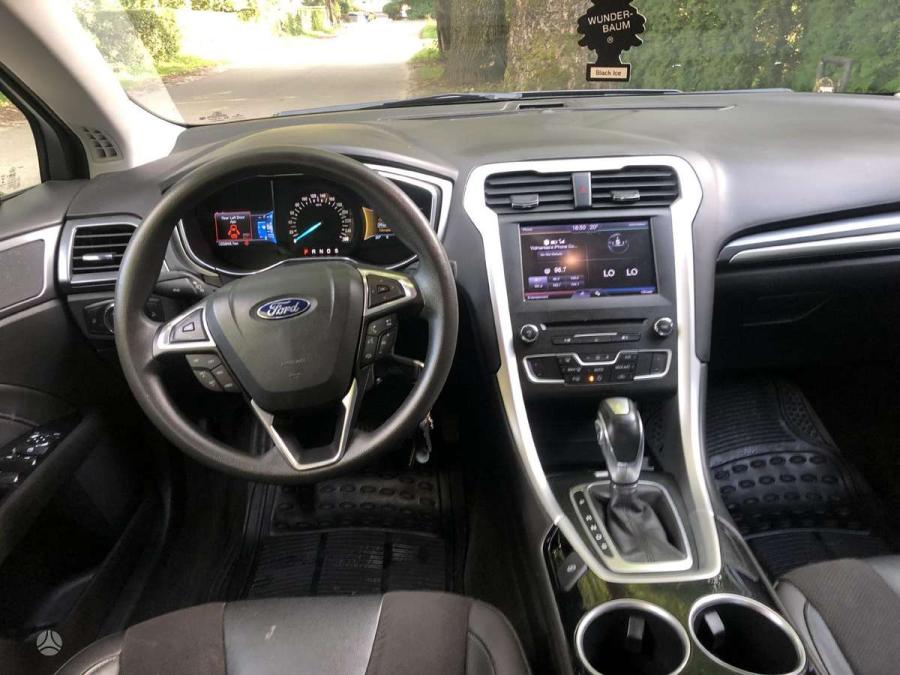 Grey Ford Fusion 2016 in Klaipeda, with an engine capacity of 1.50 L and mileage of 100 thousand km for 6500 €, photo 9 on AUTOMOTO.COM.LV