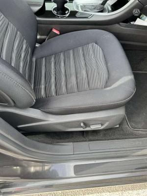 Grey Ford Fusion 2016 in Vilnius, with an engine capacity of 2.49 L and mileage of 112 thousand km for 7200 €, photo 9 on AUTOMOTO.COM.LV