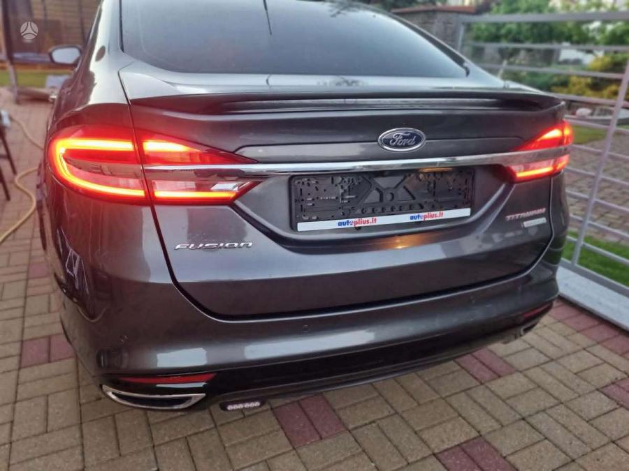 Grey Ford Fusion 2017 in Kaunas, with an engine capacity of 2.00 L and mileage of 262 thousand km for 7500 €, photo 9 on AUTOMOTO.COM.LV