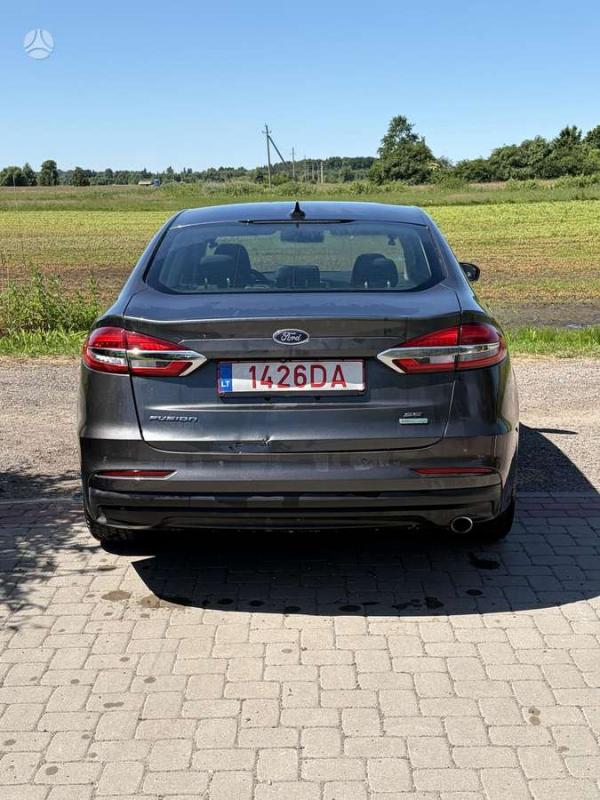 Grey Ford Fusion 2019 in Klaipeda, with an engine capacity of 1.50 L and mileage of 61 thousand km for 6700 €, photo 5 on AUTOMOTO.COM.LV
