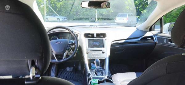 Grey Ford Fusion 2022 in Kaunas, with an engine capacity of 2.49 L and mileage of 161 thousand km for 5555 €, photo 5 on AUTOMOTO.COM.LV