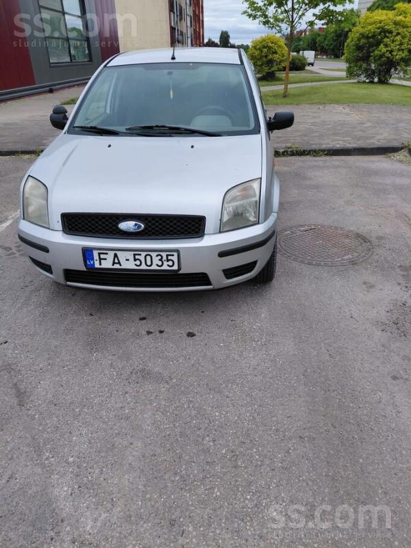 Ford Fusion 2003 Aizkraukle, ar dzinēja tilpumu 1.60 L un nobraukumu 257 tūkst. km par 1350 €, foto 1 vietnē AUTOMOTO.COM.LV