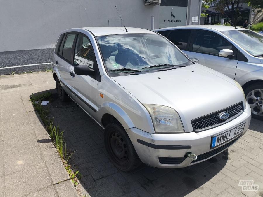 Ford Fusion 2004 in Vilnius, with an engine capacity of 1.40 L and mileage of 150 thousand km for 350 €, photo 3 on AUTOMOTO.COM.LV