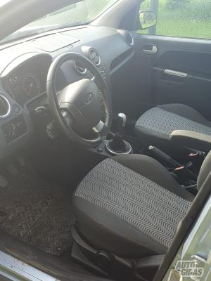 Ford Fusion 2007 in Vilnius, with an engine capacity of 1.60 L and mileage of 124 thousand km for 4490 €, photo 6 on AUTOMOTO.COM.LV