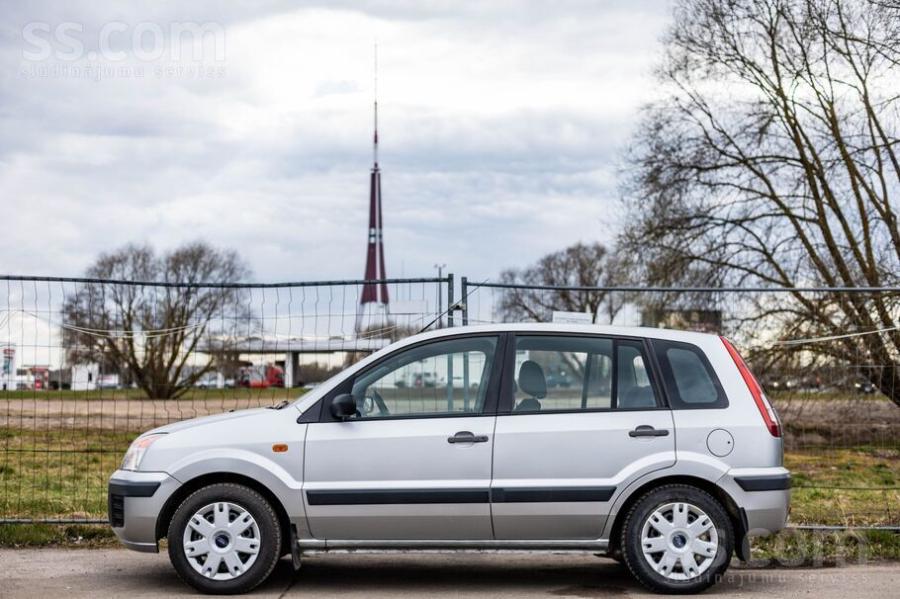 Ford Fusion 2008 Rīga, ar dzinēja tilpumu 1.40 L un nobraukumu 249 tūkst. km par 2790 €, foto 5 vietnē AUTOMOTO.COM.LV