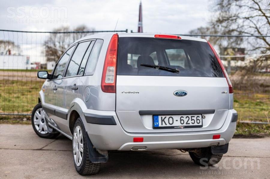 Ford Fusion 2008 Rīga, ar dzinēja tilpumu 1.40 L un nobraukumu 249 tūkst. km par 2790 €, foto 7 vietnē AUTOMOTO.COM.LV