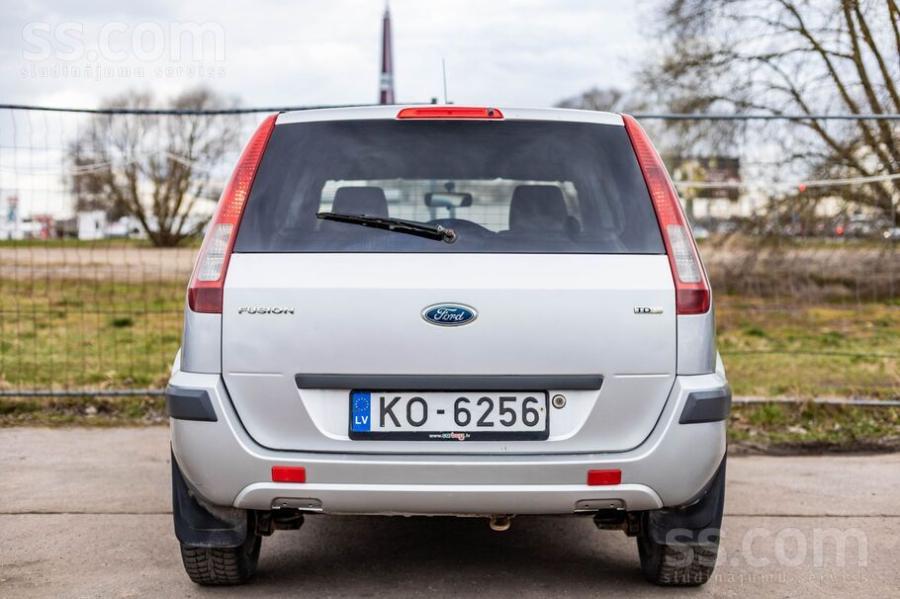 Ford Fusion 2008 Rīga, ar dzinēja tilpumu 1.40 L un nobraukumu 249 tūkst. km par 2790 €, foto 9 vietnē AUTOMOTO.COM.LV