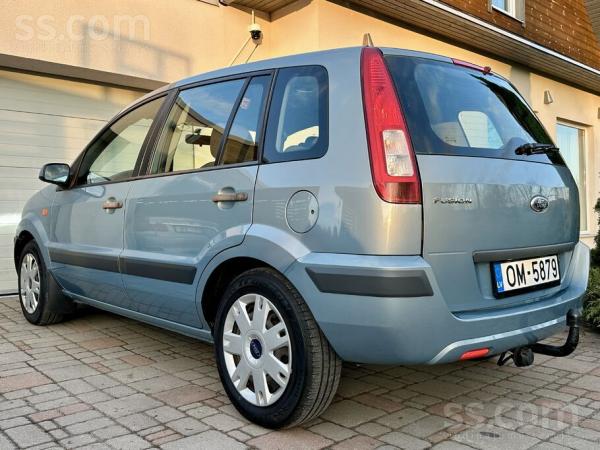 Ford Fusion 2008 in Riga, with an engine capacity of 1.40 L and mileage of 177 thousand km for 2700 €, photo 4 on AUTOMOTO.COM.LV