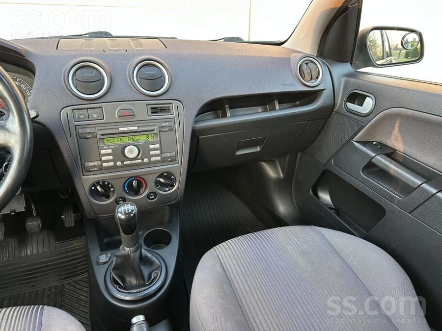 Ford Fusion 2008 Rīga, ar dzinēja tilpumu 1.40 L un nobraukumu 177 tūkst. km par 2700 €, foto 9 vietnē AUTOMOTO.COM.LV