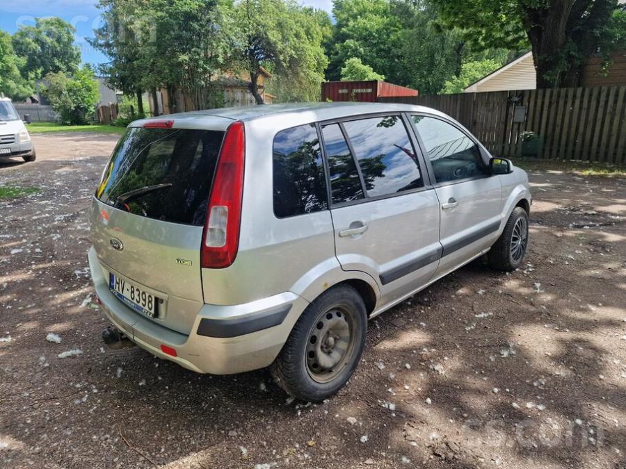 Ford Fusion 2008 Rīga, ar dzinēja tilpumu 1.40 L un nobraukumu 169 tūkst. km par 1480 €, foto 4 vietnē AUTOMOTO.COM.LV