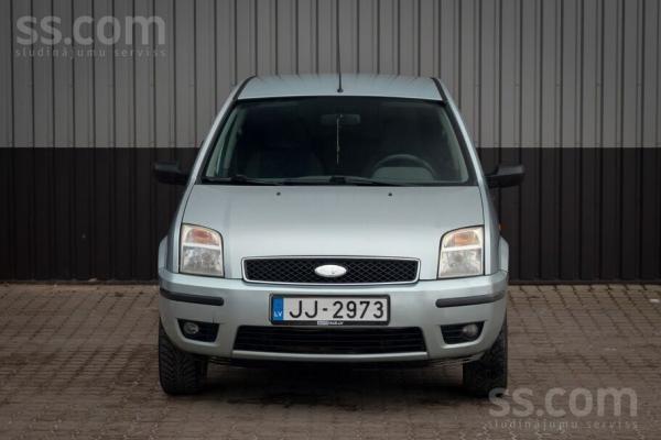 Sarkans Ford Fusion 2002 Talsi, ar dzinēja tilpumu 1.40 L un nobraukumu 197 tūkst. km par 1590 €, foto 2 vietnē AUTOMOTO.COM.LV