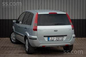 Sarkans Ford Fusion 2002 Talsi, ar dzinēja tilpumu 1.40 L un nobraukumu 197 tūkst. km par 1590 €, foto 4 vietnē AUTOMOTO.COM.LV