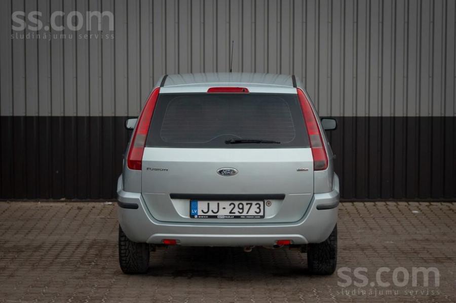 Sarkans Ford Fusion 2002 Talsi, ar dzinēja tilpumu 1.40 L un nobraukumu 197 tūkst. km par 1590 €, foto 5 vietnē AUTOMOTO.COM.LV
