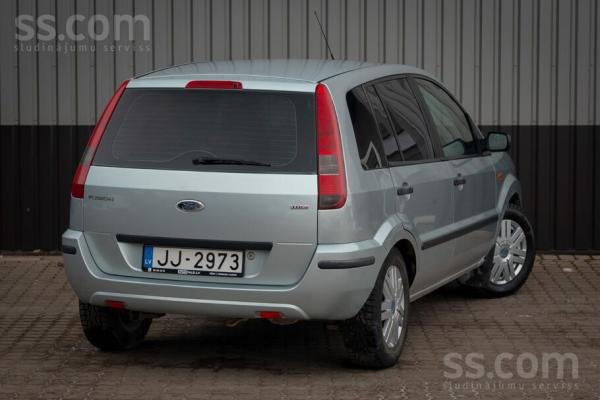 Sarkans Ford Fusion 2002 Talsi, ar dzinēja tilpumu 1.40 L un nobraukumu 197 tūkst. km par 1590 €, foto 7 vietnē AUTOMOTO.COM.LV