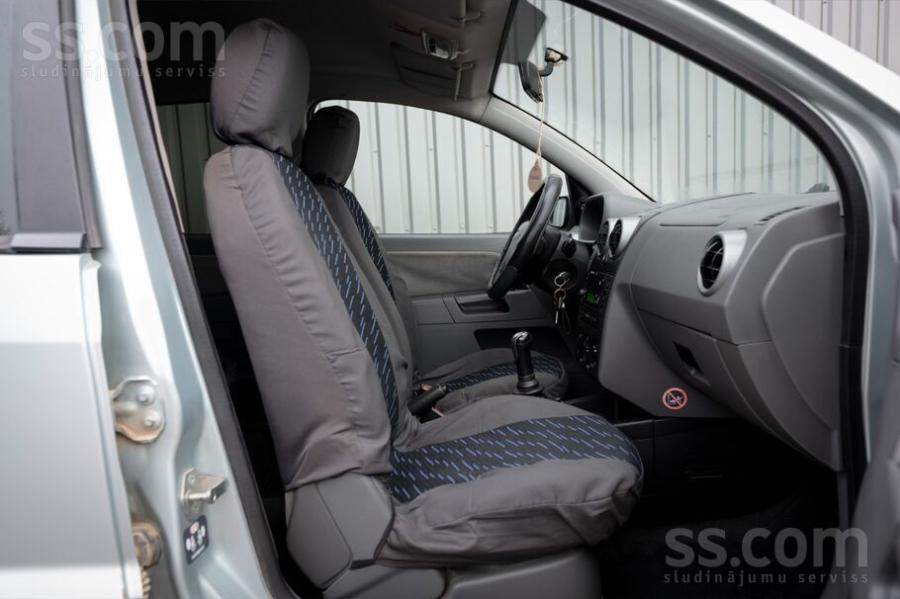 Sarkans Ford Fusion 2002 Talsi, ar dzinēja tilpumu 1.40 L un nobraukumu 197 tūkst. km par 1590 €, foto 12 vietnē AUTOMOTO.COM.LV