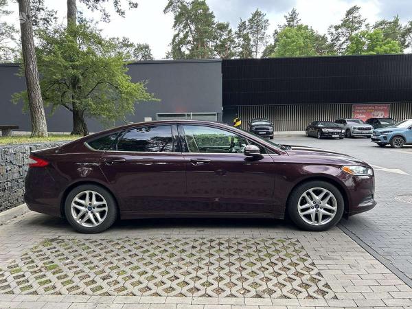 Red Ford Fusion 2013 in Vilnius, with an engine capacity of 2.50 L and mileage of 223 thousand km for 4500 €, photo 9 on AUTOMOTO.COM.LV
