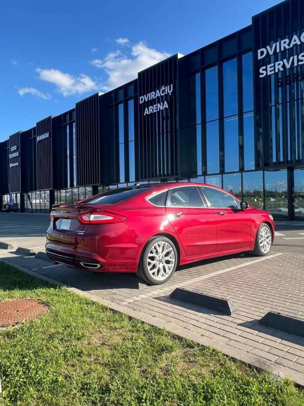 Red Ford Fusion 2014 in Vilnius, with an engine capacity of 2.00 L and mileage of 207 thousand km for 6300 €, photo 4 on AUTOMOTO.COM.LV