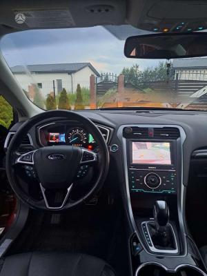 Red Ford Fusion 2015 in Gargzdai, with an engine capacity of 2.00 L and mileage of 220 thousand km for 7000 €, photo 7 on AUTOMOTO.COM.LV