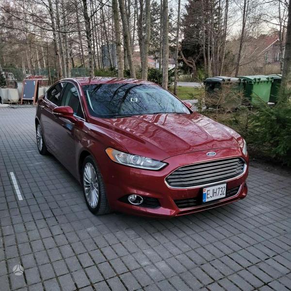 Red Ford Fusion 2016 in Vilnius, with an engine capacity of 2.00 L and mileage of 187 thousand km for 11499 €, photo 1 on AUTOMOTO.COM.LV