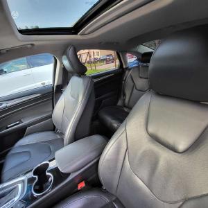 Sarkans Ford Fusion 2016 Viļņa, ar dzinēja tilpumu 2.00 L un nobraukumu 187 tūkst. km par 11499 €, foto 24 vietnē AUTOMOTO.COM.LV