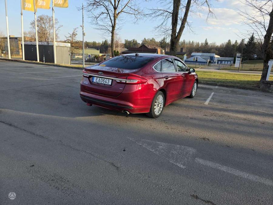 Sarkans Ford Fusion 2017 Alīta, ar dzinēja tilpumu 2.00 L un nobraukumu 41 tūkst. km par 11900 €, foto 6 vietnē AUTOMOTO.COM.LV
