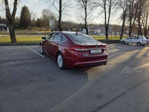 Sarkans Ford Fusion 2017 Alīta, ar dzinēja tilpumu 2.00 L un nobraukumu 41 tūkst. km par 11900 €, foto 8 vietnē AUTOMOTO.COM.LV