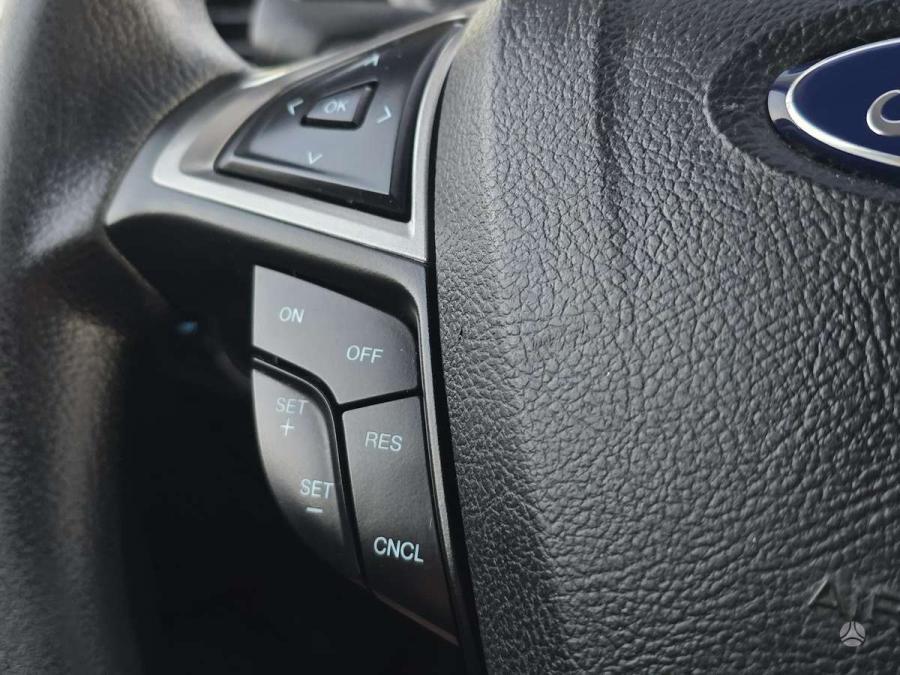 Sarkans Ford Fusion 2017 Šauļi, ar dzinēja tilpumu 1.50 L un nobraukumu 281 tūkst. km par 6900 €, foto 34 vietnē AUTOMOTO.COM.LV