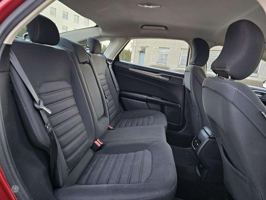 Sarkans Ford Fusion 2017 Šauļi, ar dzinēja tilpumu 1.50 L un nobraukumu 281 tūkst. km par 6900 €, foto 40 vietnē AUTOMOTO.COM.LV