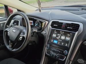 Red Ford Fusion 2017 in Siauliai, with an engine capacity of 1.50 L and mileage of 281 thousand km for 5750 €, photo 27 on AUTOMOTO.COM.LV