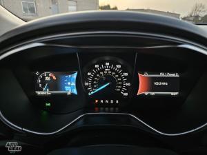 Red Ford Fusion 2017 in Siauliai, with an engine capacity of 1.50 L and mileage of 281 thousand km for 5750 €, photo 30 on AUTOMOTO.COM.LV